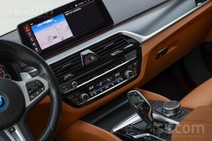 Melns BMW 545 2022 Rīga, ar dzinēja tilpumu 3.00 L un nobraukumu 89 tūkst. km par 41995 €, foto 18 vietnē AUTOMOTO.COM.LV