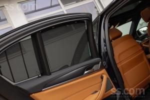 Melns BMW 545 2022 Rīga, ar dzinēja tilpumu 3.00 L un nobraukumu 89 tūkst. km par 41995 €, foto 21 vietnē AUTOMOTO.COM.LV