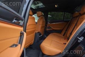 Melns BMW 545 2022 Rīga, ar dzinēja tilpumu 3.00 L un nobraukumu 89 tūkst. km par 41995 €, foto 22 vietnē AUTOMOTO.COM.LV