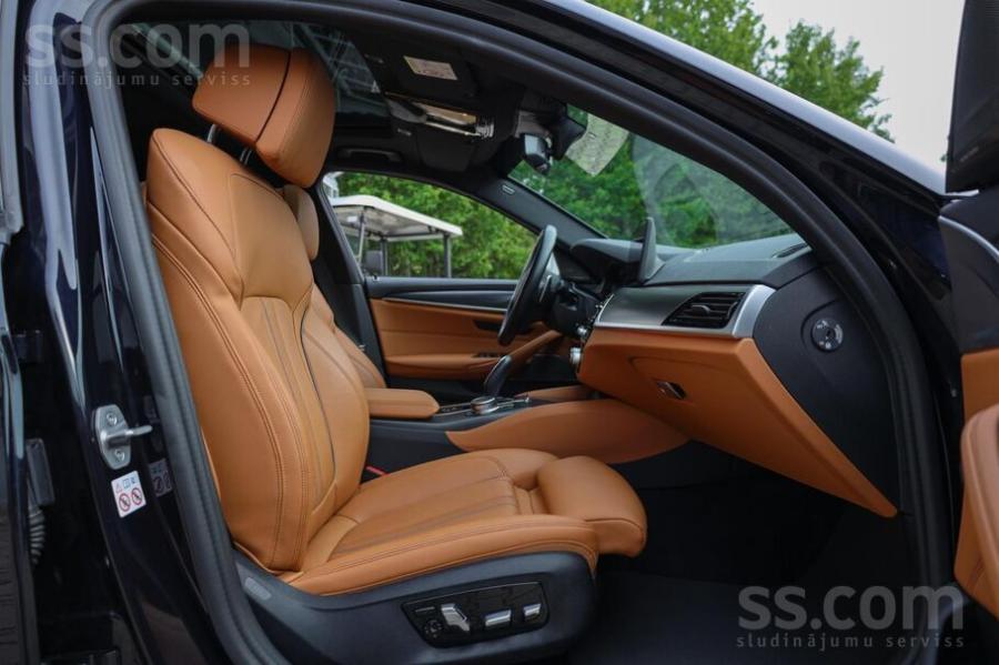 Melns BMW 545 2022 Rīga, ar dzinēja tilpumu 3.00 L un nobraukumu 89 tūkst. km par 41995 €, foto 25 vietnē AUTOMOTO.COM.LV