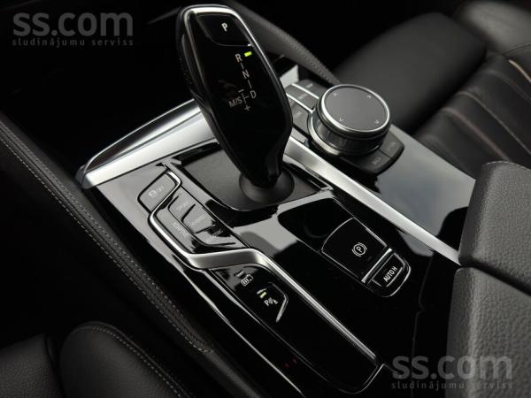 Черный БМВ 545 2022 в Рига, объемом двигателя 3.00 л и пробегом 75 тыс. км за 43490 €, фото 10 на AUTOMOTO.COM.LV