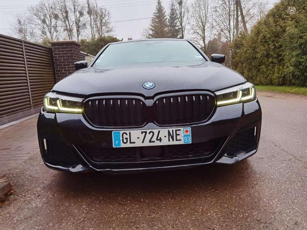 Melns BMW 545 2023 Kauņa, ar dzinēja tilpumu 3.00 L un nobraukumu 172 tūkst. km par 24800 €, foto 7 vietnē AUTOMOTO.COM.LV