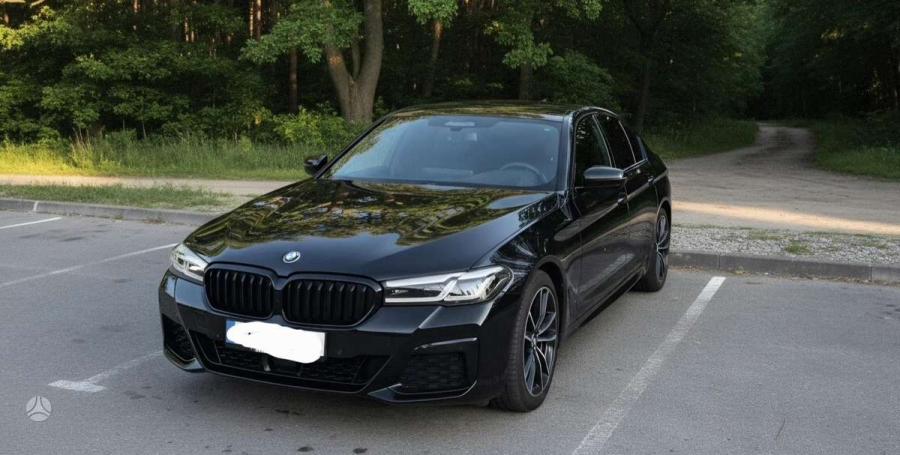 Melns BMW 545 2023 Kauņa, ar dzinēja tilpumu 3.00 L un nobraukumu 177 tūkst. km par 33500 €, foto 3 vietnē AUTOMOTO.COM.LV