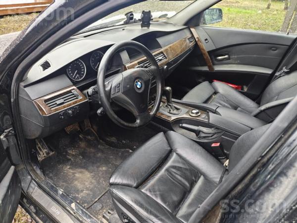 Melns BMW 545 2005 Rīga, ar dzinēja tilpumu 4.40 L un nobraukumu 280 tūkst. km par 50900 €, foto 3 vietnē AUTOMOTO.COM.LV