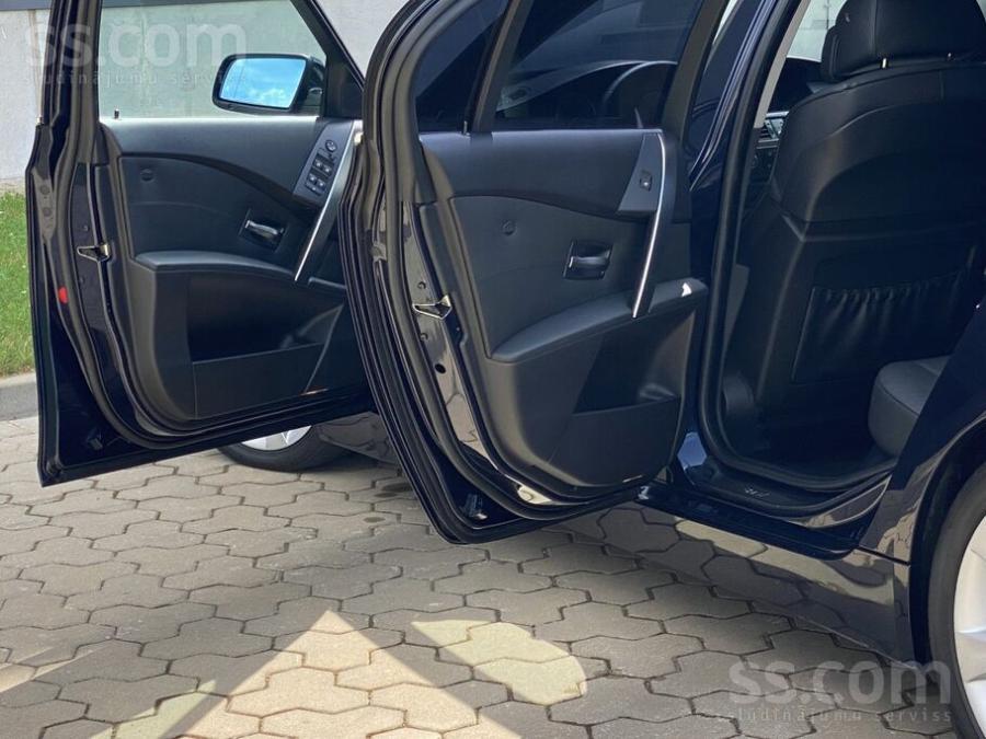 Синий БМВ 545 2004 в Рига, объемом двигателя 4.50 л и пробегом 231 тыс. км за 9990 €, фото 13 на AUTOMOTO.COM.LV