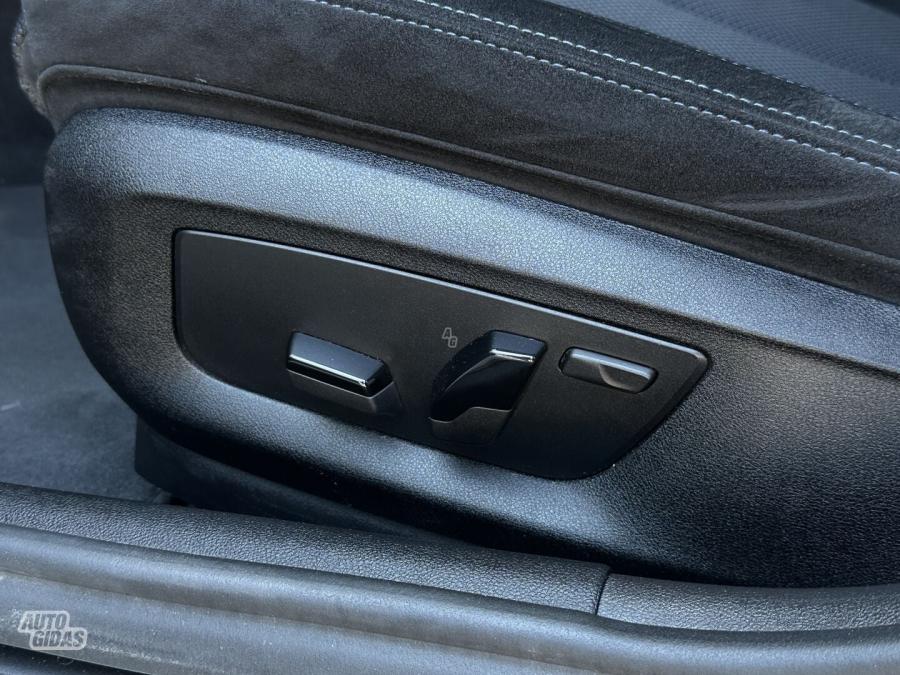 Zils BMW 545 2022 Kauņa, ar dzinēja tilpumu 3.00 L un nobraukumu 86 tūkst. km par 43771 €, foto 37 vietnē AUTOMOTO.COM.LV