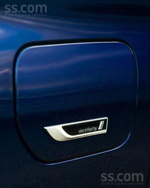 Blue BMW 545 2023 in Ogre, with an engine capacity of 3.00 L and mileage of 50 thousand km for 52500 €, photo 11 on AUTOMOTO.COM.LV