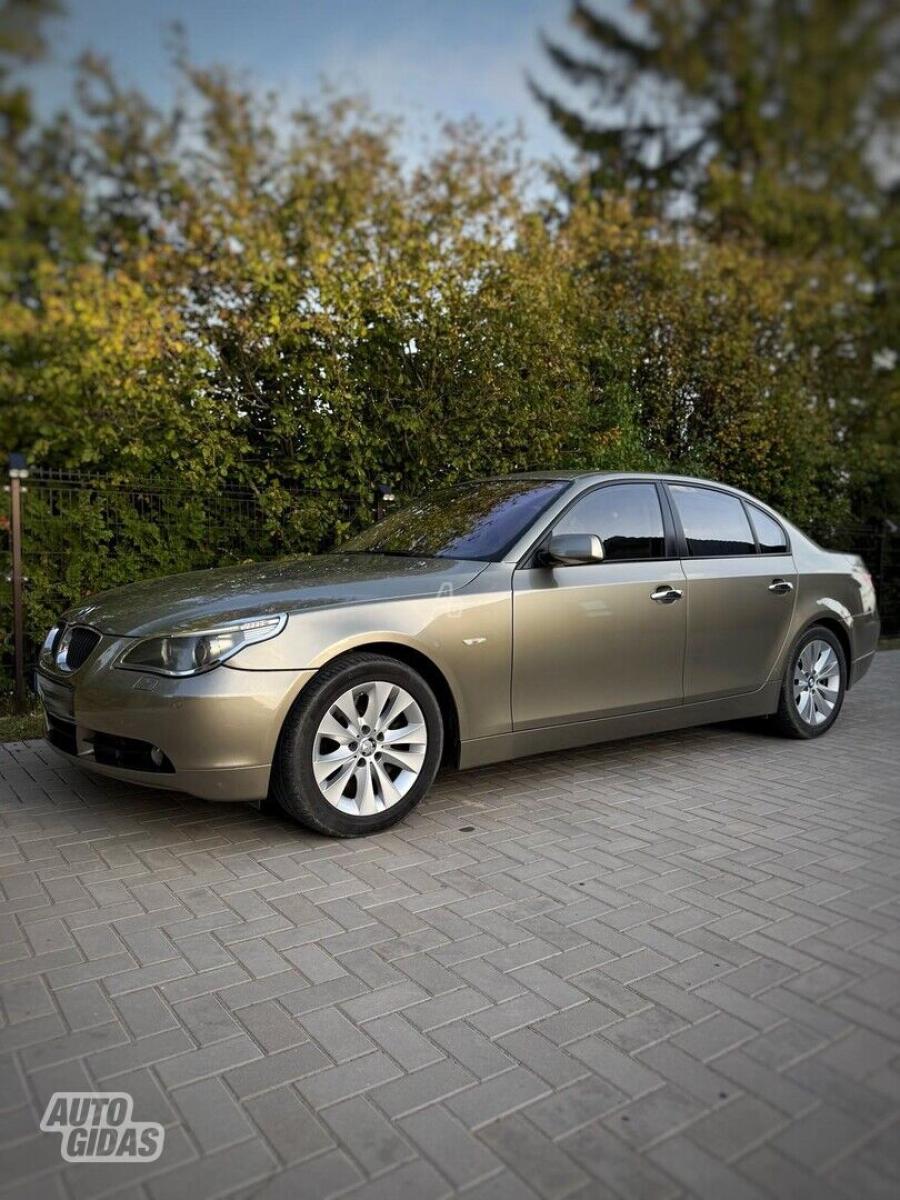 Zaļš BMW 545 2005 Marijampole, ar dzinēja tilpumu 4.40 L un nobraukumu 322 tūkst. km par 7900 €, foto 3 vietnē AUTOMOTO.COM.LV