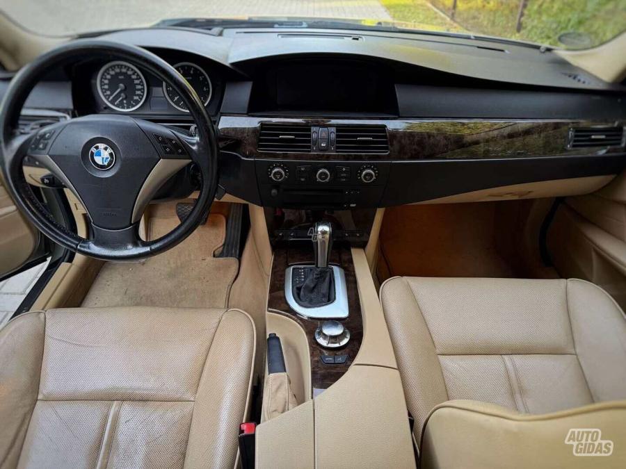 Zaļš BMW 545 2005 Marijampole, ar dzinēja tilpumu 4.40 L un nobraukumu 322 tūkst. km par 7900 €, foto 10 vietnē AUTOMOTO.COM.LV