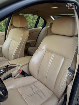 Zaļš BMW 545 2005 Marijampole, ar dzinēja tilpumu 4.40 L un nobraukumu 322 tūkst. km par 7900 €, foto 12 vietnē AUTOMOTO.COM.LV