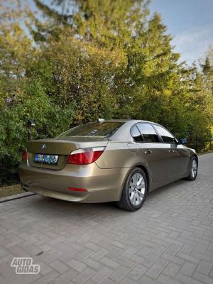 Zaļš BMW 545 2005 Marijampole, ar dzinēja tilpumu 4.40 L un nobraukumu 322 tūkst. km par 7900 €, foto 13 vietnē AUTOMOTO.COM.LV