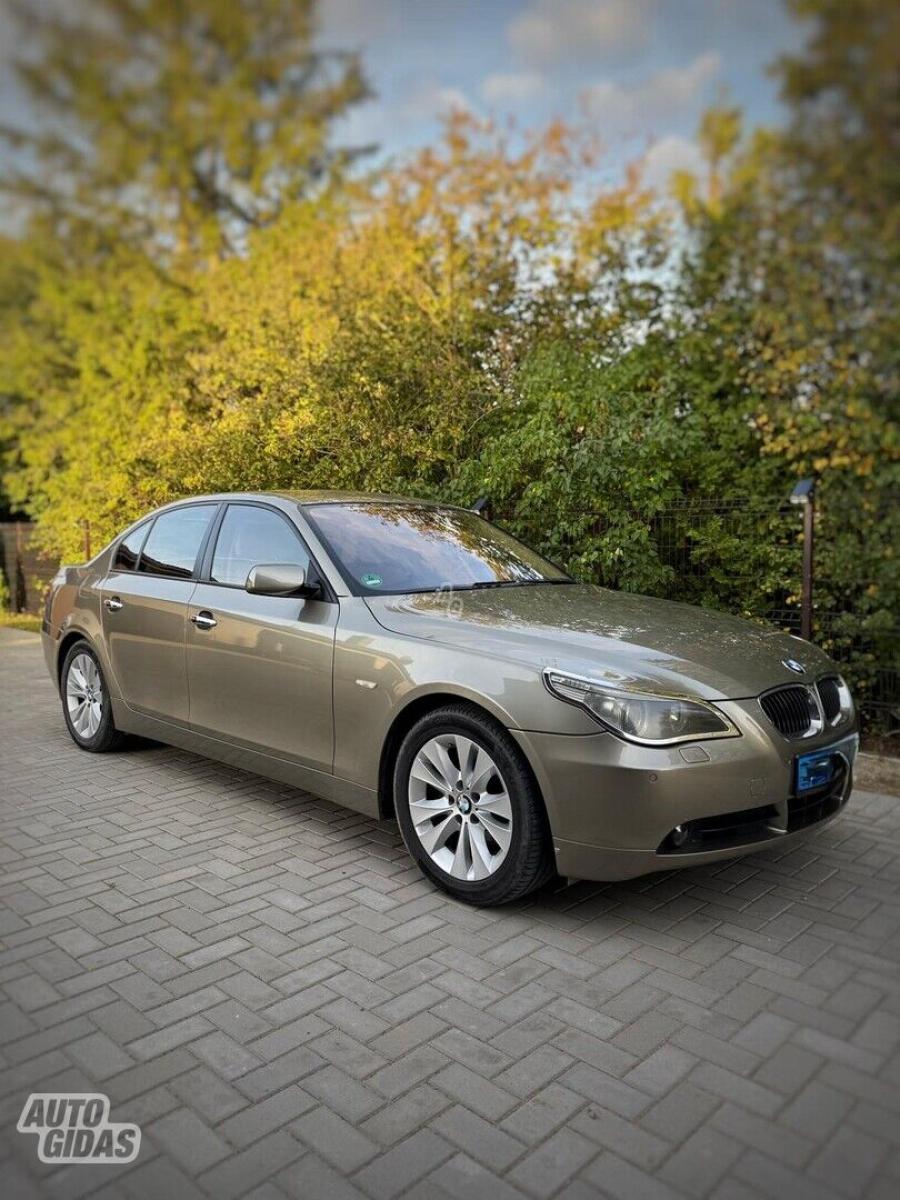 Zaļš BMW 545 2005 Marijampole, ar dzinēja tilpumu 4.40 L un nobraukumu 322 tūkst. km par 7900 €, foto 16 vietnē AUTOMOTO.COM.LV