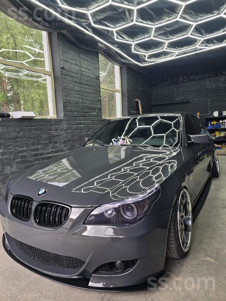 Pelēks BMW 545 2004 Rīga, ar dzinēja tilpumu 4.40 L un nobraukumu 210 tūkst. km par 12500 €, foto 2 vietnē AUTOMOTO.COM.LV
