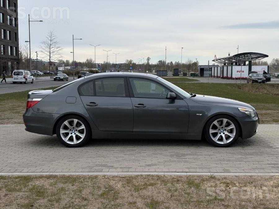 Grey BMW 545 2004 in Riga, with an engine capacity of 4.40 L and mileage of 233 thousand km for 6500 €, photo 9 on AUTOMOTO.COM.LV