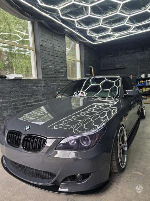 Pelēks BMW 545 2004 Rīga, ar dzinēja tilpumu 4.40 L un nobraukumu 220 tūkst. km par 11500 €, foto 8 vietnē AUTOMOTO.COM.LV