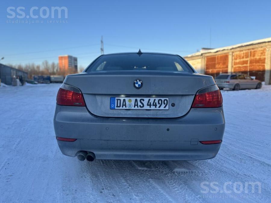 Pelēks BMW 545 2005 Rīga, ar dzinēja tilpumu 4.40 L un nobraukumu 265 tūkst. km par 4450 €, foto 5 vietnē AUTOMOTO.COM.LV