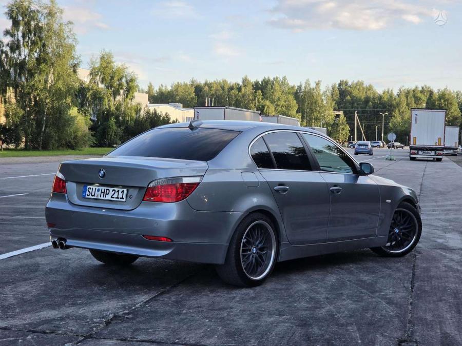 Pelēks BMW 545 2005 Šauļi, ar dzinēja tilpumu 0.00 L un nobraukumu 264 tūkst. km par 6700 €, foto 5 vietnē AUTOMOTO.COM.LV