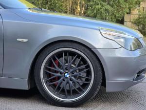Pelēks BMW 545 2005 Šauļi, ar dzinēja tilpumu 0.00 L un nobraukumu 264 tūkst. km par 6700 €, foto 12 vietnē AUTOMOTO.COM.LV