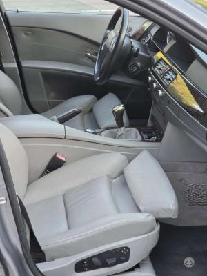 Pelēks BMW 545 2005 Šauļi, ar dzinēja tilpumu 0.00 L un nobraukumu 264 tūkst. km par 6700 €, foto 16 vietnē AUTOMOTO.COM.LV