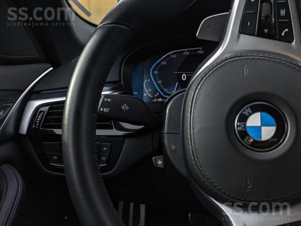 Pelēks BMW 545 2021 Tukums, ar dzinēja tilpumu 3.00 L un nobraukumu 155 tūkst. km par 41990 €, foto 9 vietnē AUTOMOTO.COM.LV