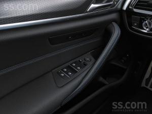 Серый БМВ 545 2021 в Тукумс, объемом двигателя 3.00 л и пробегом 155 тыс. км за 41990 €, фото 30 на AUTOMOTO.COM.LV