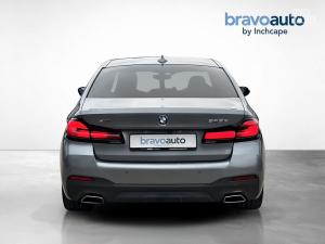 Grey BMW 545 2021 in Kaunas, with an engine capacity of 3.00 L and mileage of 130 thousand km for 34771 €, photo 5 on AUTOMOTO.COM.LV
