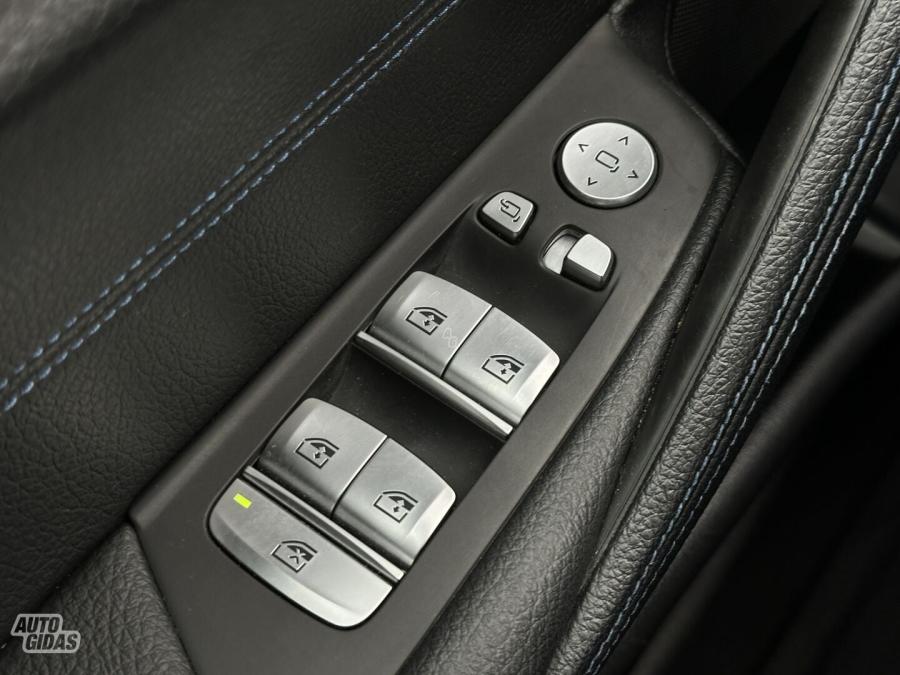 Grey BMW 545 2021 in Kaunas, with an engine capacity of 3.00 L and mileage of 130 thousand km for 34771 €, photo 23 on AUTOMOTO.COM.LV