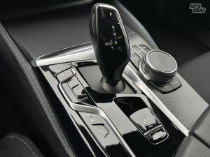 Grey BMW 545 2021 in Kaunas, with an engine capacity of 3.00 L and mileage of 130 thousand km for 34771 €, photo 32 on AUTOMOTO.COM.LV