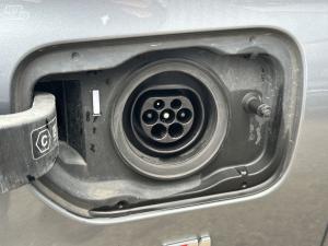 Grey BMW 545 2021 in Kaunas, with an engine capacity of 3.00 L and mileage of 130 thousand km for 34771 €, photo 36 on AUTOMOTO.COM.LV