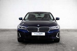 BMW 545 2021 in Vilnius, with an engine capacity of 3.00 L and mileage of 39 thousand km for 42441 €, photo 2 on AUTOMOTO.COM.LV