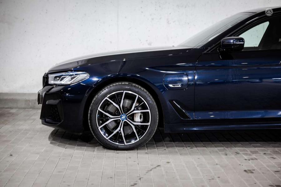 BMW 545 2022 Viļņa, ar dzinēja tilpumu 3.00 L un nobraukumu 105 tūkst. km par 41441 €, foto 5 vietnē AUTOMOTO.COM.LV