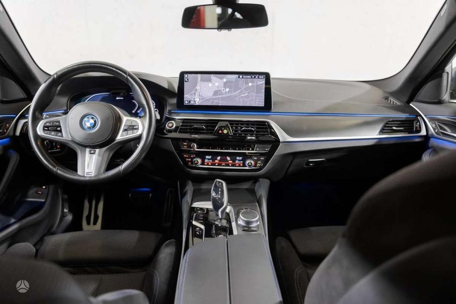 BMW 545 2022 Viļņa, ar dzinēja tilpumu 3.00 L un nobraukumu 105 tūkst. km par 41441 €, foto 19 vietnē AUTOMOTO.COM.LV