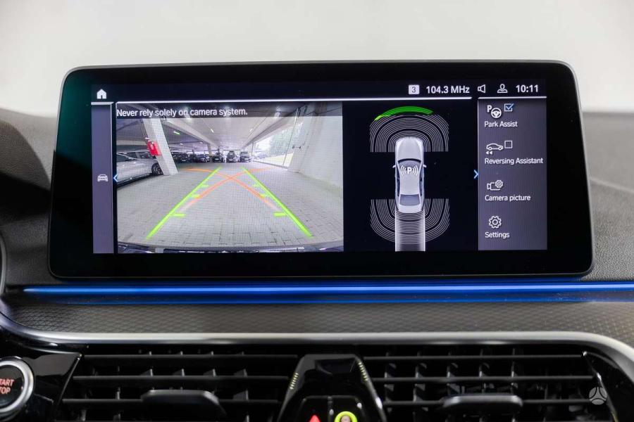BMW 545 2022 Viļņa, ar dzinēja tilpumu 3.00 L un nobraukumu 105 tūkst. km par 41441 €, foto 27 vietnē AUTOMOTO.COM.LV
