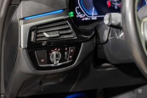 BMW 545 2022 Viļņa, ar dzinēja tilpumu 3.00 L un nobraukumu 105 tūkst. km par 41441 €, foto 30 vietnē AUTOMOTO.COM.LV