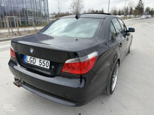 Black BMW 550 2007 in Vilnius, with an engine capacity of 5.00 L and mileage of 318 thousand km for 4950 €, photo 14 on AUTOMOTO.COM.LV