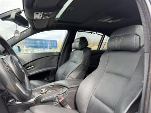 Black BMW 550 2007 in Vilnius, with an engine capacity of 5.00 L and mileage of 318 thousand km for 4950 €, photo 26 on AUTOMOTO.COM.LV