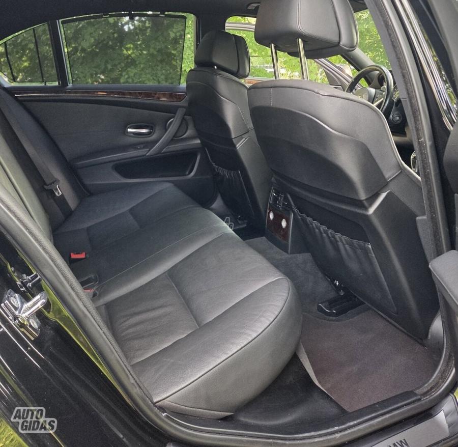Black BMW 550 2008 in Radviliskis, with an engine capacity of 4.80 L and mileage of 242 thousand km for 7600 €, photo 18 on AUTOMOTO.COM.LV
