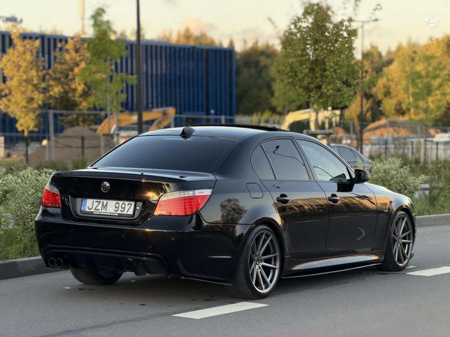 Melns BMW 550 2008 Viļņa, ar dzinēja tilpumu 4.80 L un nobraukumu 215 tūkst. km par 7899 €, foto 14 vietnē AUTOMOTO.COM.LV