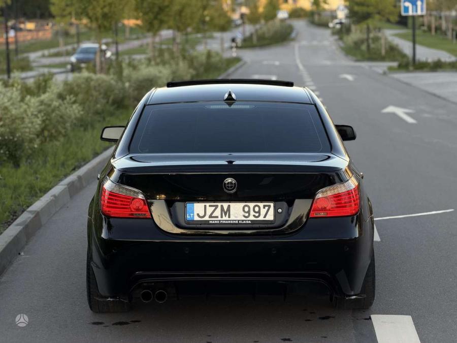 Melns BMW 550 2008 Viļņa, ar dzinēja tilpumu 4.80 L un nobraukumu 215 tūkst. km par 7899 €, foto 15 vietnē AUTOMOTO.COM.LV