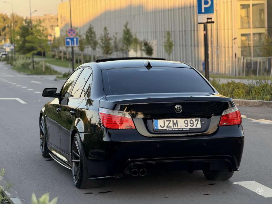 Melns BMW 550 2008 Viļņa, ar dzinēja tilpumu 4.80 L un nobraukumu 215 tūkst. km par 7899 €, foto 16 vietnē AUTOMOTO.COM.LV