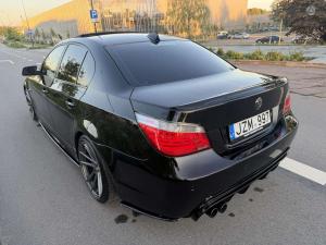 Melns BMW 550 2008 Viļņa, ar dzinēja tilpumu 4.80 L un nobraukumu 215 tūkst. km par 7899 €, foto 17 vietnē AUTOMOTO.COM.LV