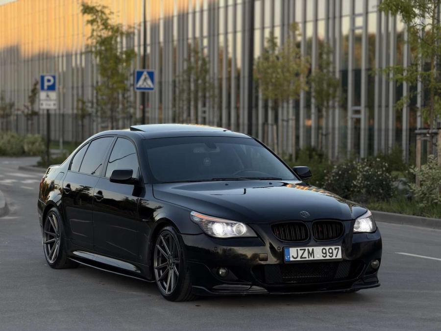 Melns BMW 550 2008 Viļņa, ar dzinēja tilpumu 4.80 L un nobraukumu 215 tūkst. km par 7899 €, foto 21 vietnē AUTOMOTO.COM.LV