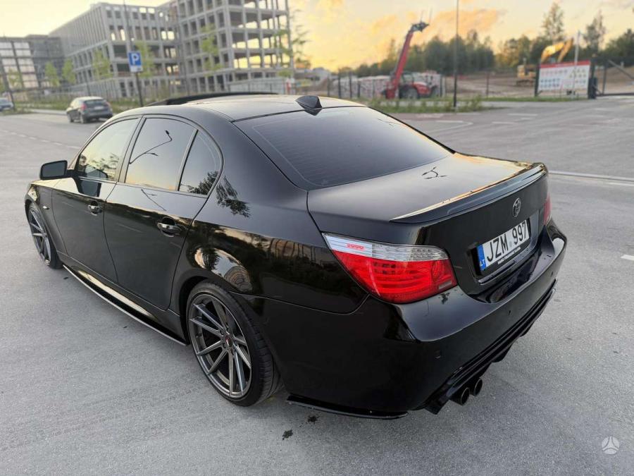 Melns BMW 550 2008 Viļņa, ar dzinēja tilpumu 4.80 L un nobraukumu 215 tūkst. km par 7899 €, foto 23 vietnē AUTOMOTO.COM.LV