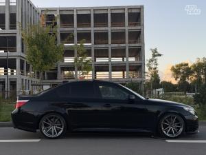 Melns BMW 550 2008 Viļņa, ar dzinēja tilpumu 4.80 L un nobraukumu 215 tūkst. km par 6999 €, foto 5 vietnē AUTOMOTO.COM.LV