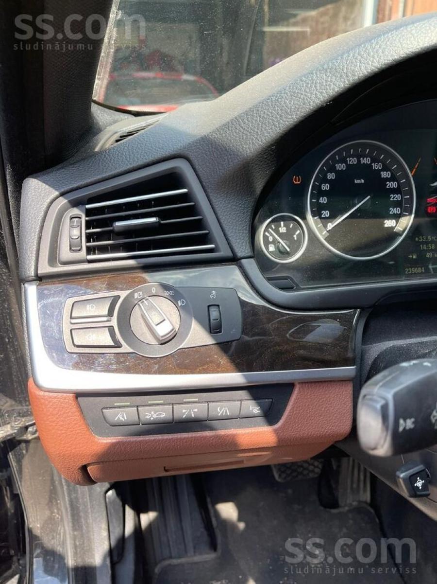 Black BMW 550 2010 in Riga, with an engine capacity of 4.40 L and mileage of 250 thousand km for 9500 €, photo 1 on AUTOMOTO.COM.LV