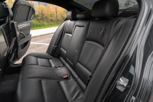 Black BMW 550 2010 in Vilnius, with an engine capacity of 4.40 L and mileage of 149 thousand km for 11900 €, photo 16 on AUTOMOTO.COM.LV