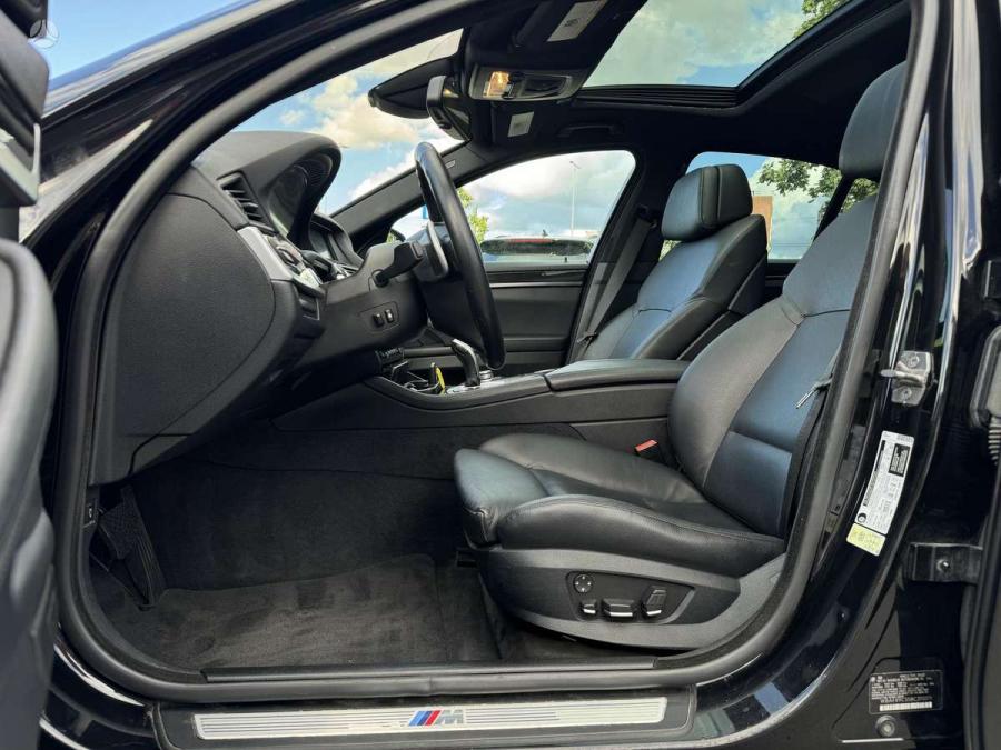 Melns BMW 550 2011 Viļņa, ar dzinēja tilpumu 4.40 L un nobraukumu 165 tūkst. km par 7500 €, foto 14 vietnē AUTOMOTO.COM.LV
