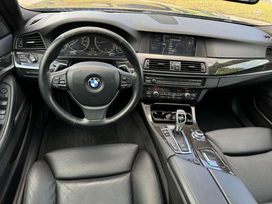 Melns BMW 550 2011 Viļņa, ar dzinēja tilpumu 4.40 L un nobraukumu 165 tūkst. km par 7500 €, foto 17 vietnē AUTOMOTO.COM.LV