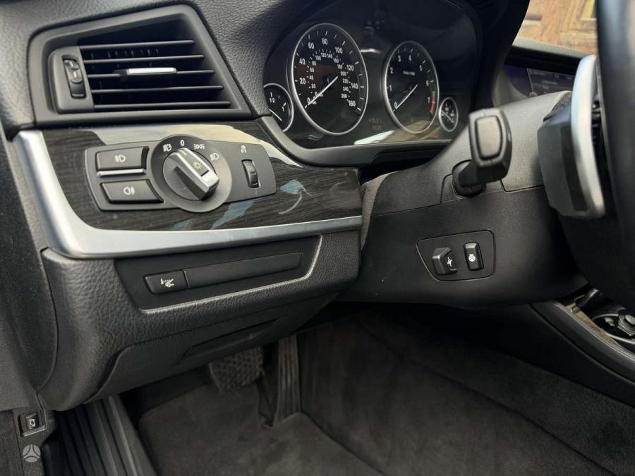 Melns BMW 550 2011 Viļņa, ar dzinēja tilpumu 4.40 L un nobraukumu 165 tūkst. km par 7500 €, foto 19 vietnē AUTOMOTO.COM.LV