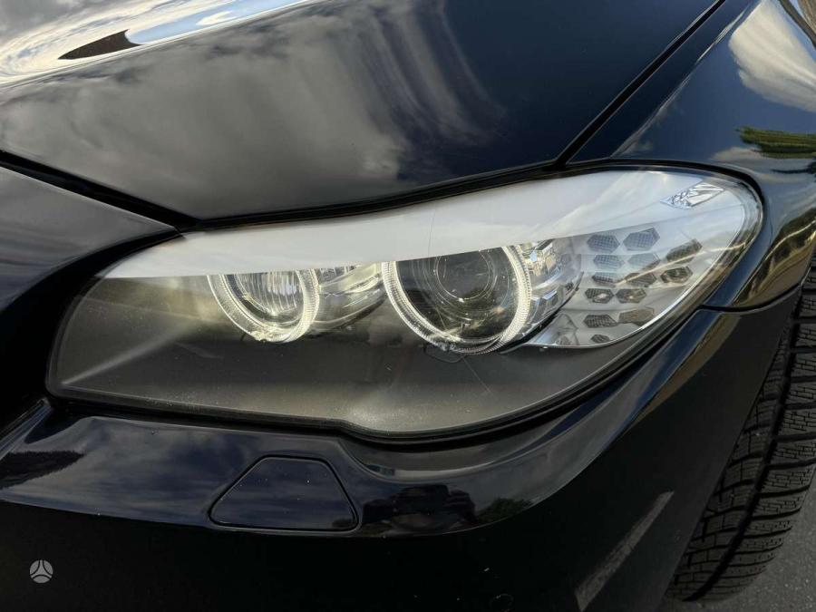 Melns BMW 550 2011 Viļņa, ar dzinēja tilpumu 4.40 L un nobraukumu 165 tūkst. km par 7500 €, foto 22 vietnē AUTOMOTO.COM.LV